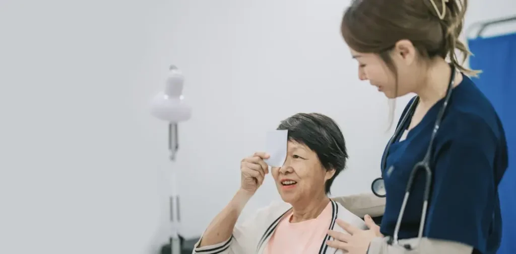 Astigmatism Treatment Options: Surgery vs. Contacts | Horizon